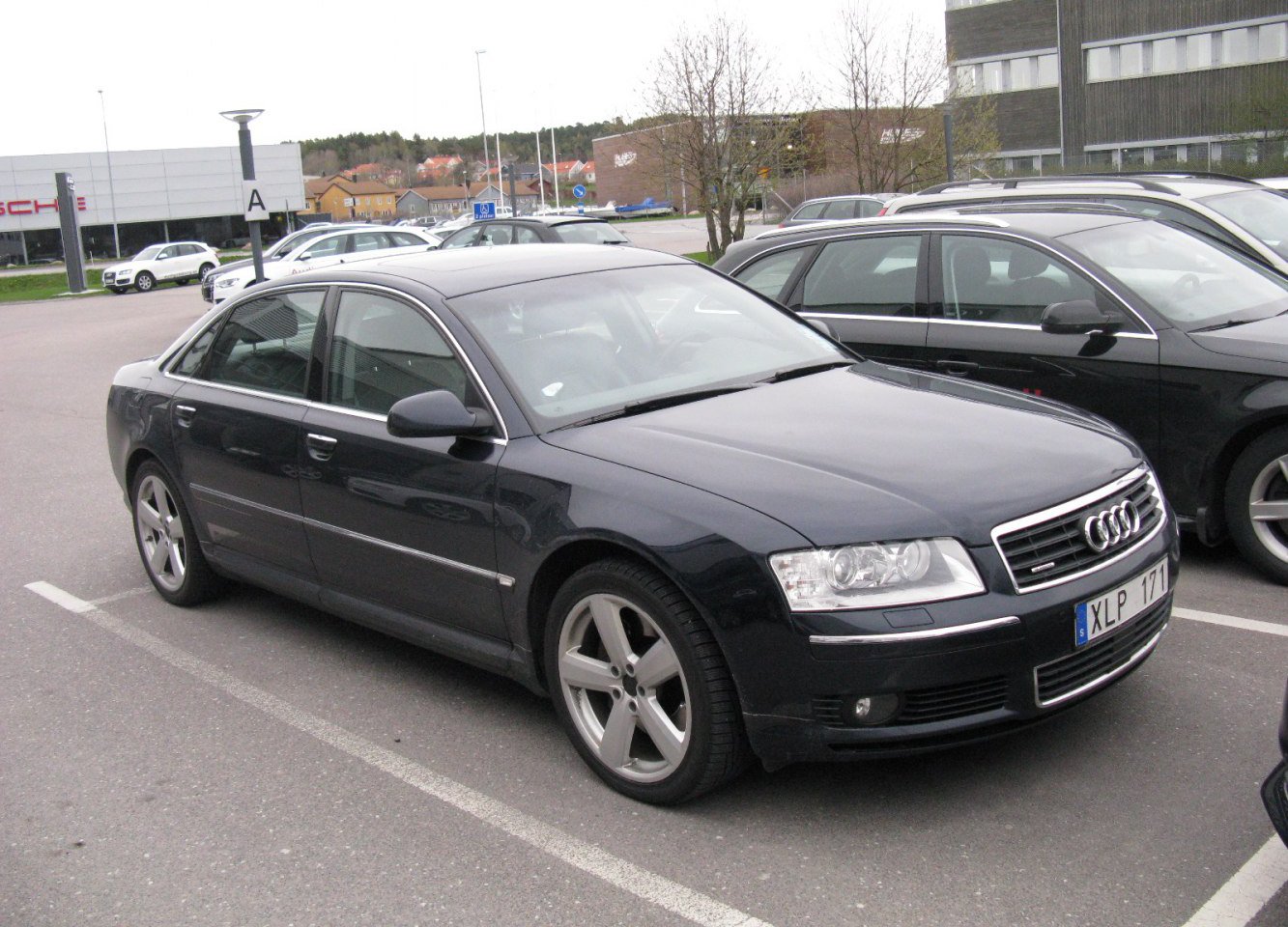 Audi A8 Long (D3, 4E) 3.0i V6 (220 Hp) Multitronic